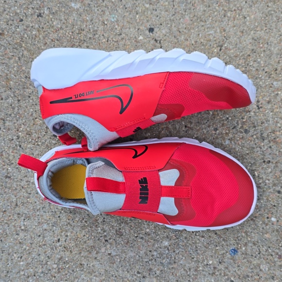 Nike | Shoes | Nike Red Big Kids Flex Runner 2 Slipon Running Sneakers ...